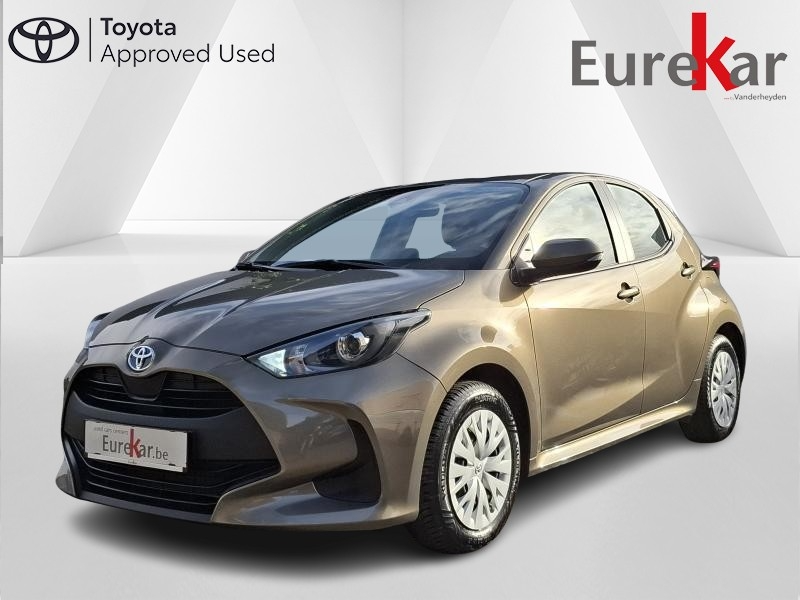 Toyota Yaris 1.5 HYBRID DYNAMIC + NAVI